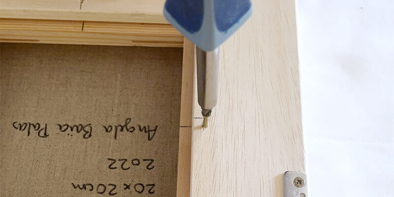 Encadrer un tableau (ou une toile) : guide complet | Angela BP